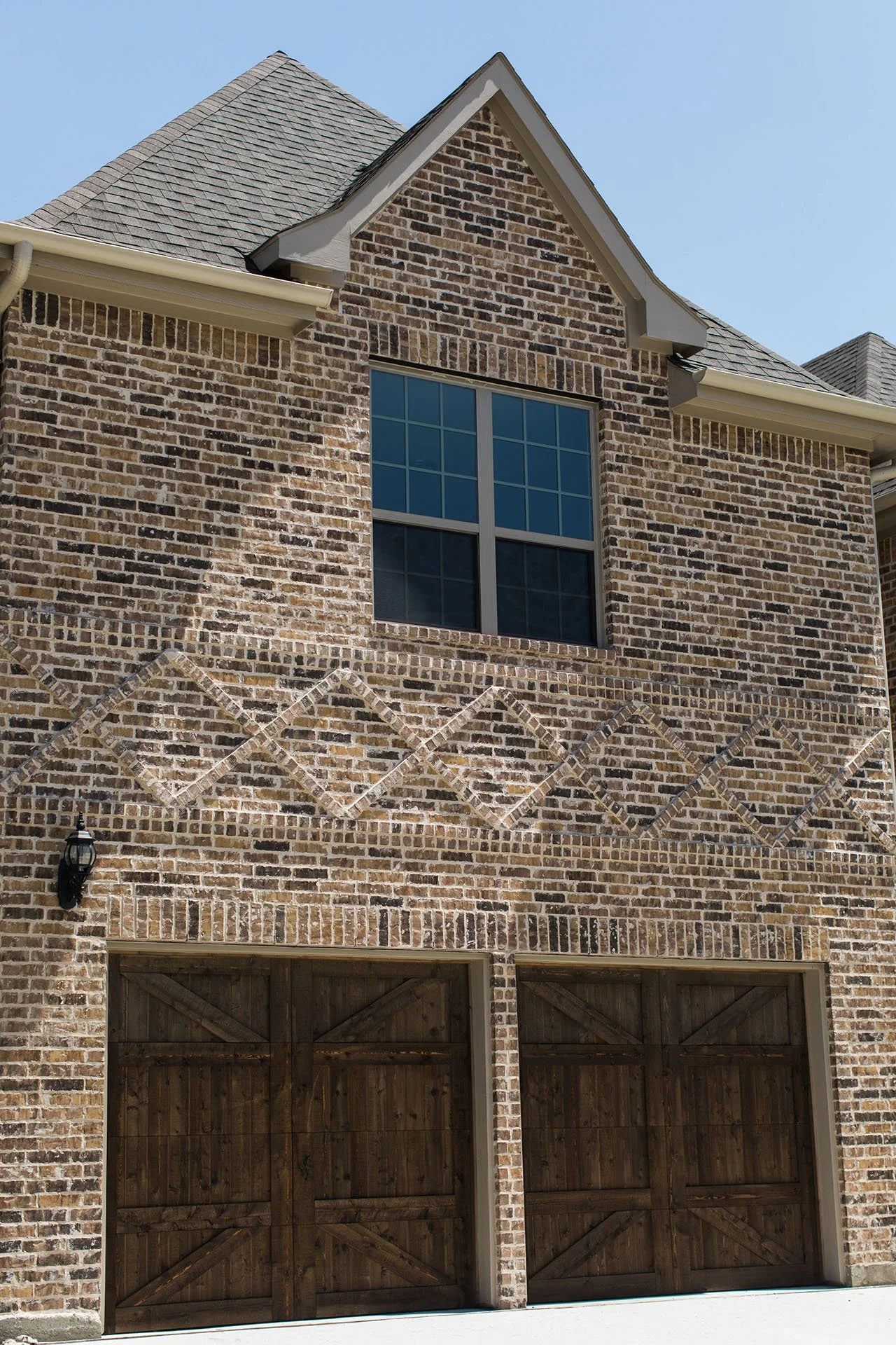 Cromwell — Brick Design