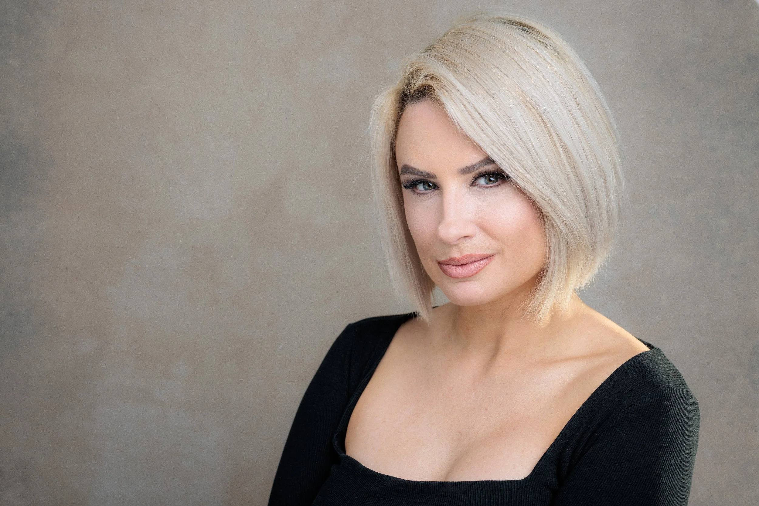 About 1 — JiLL MARiE COOPER