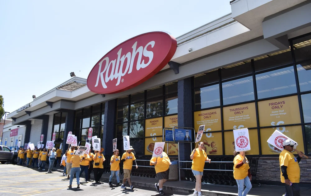 Grocery Workers Begin Practice ULP Strikes — UFCW 770
