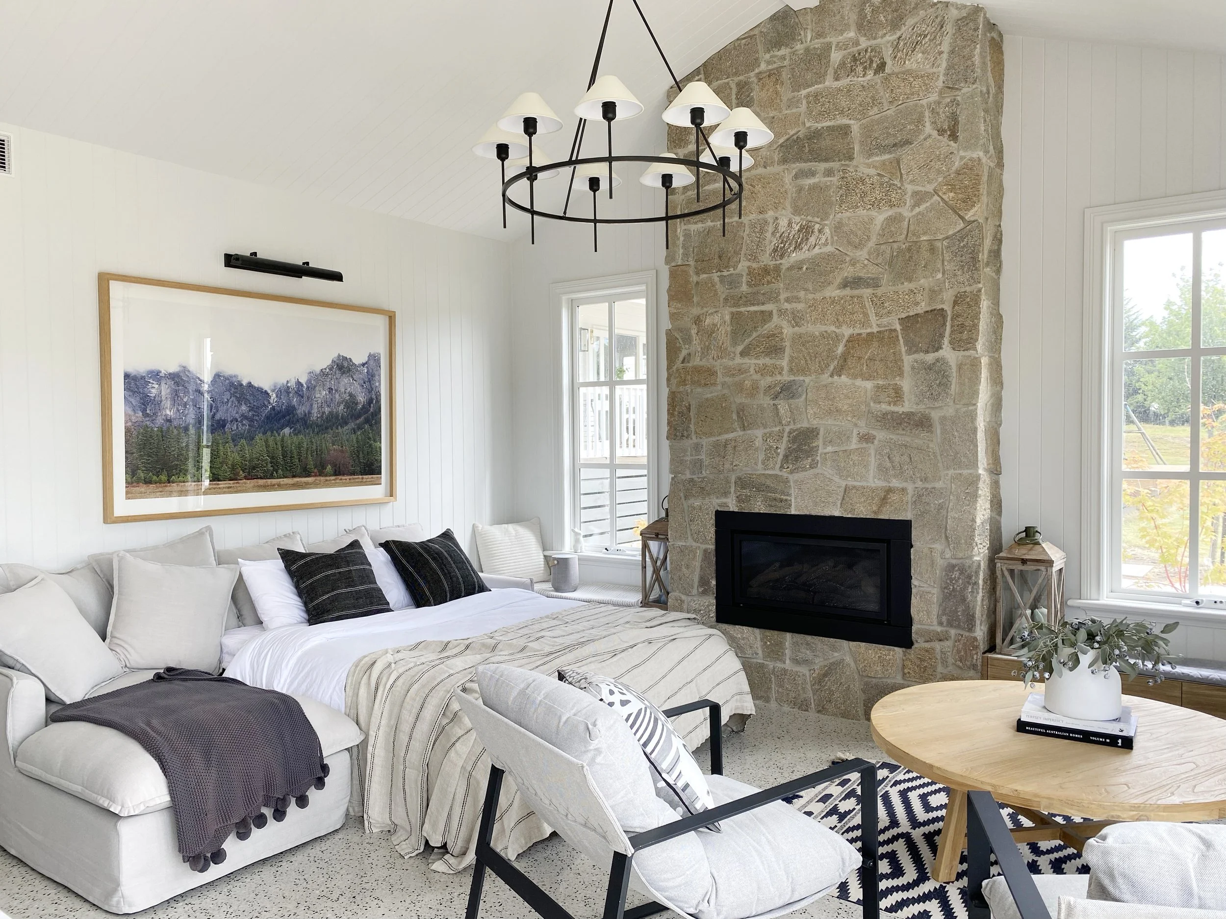 Stay in the Guesthouse — Oakstone Estate