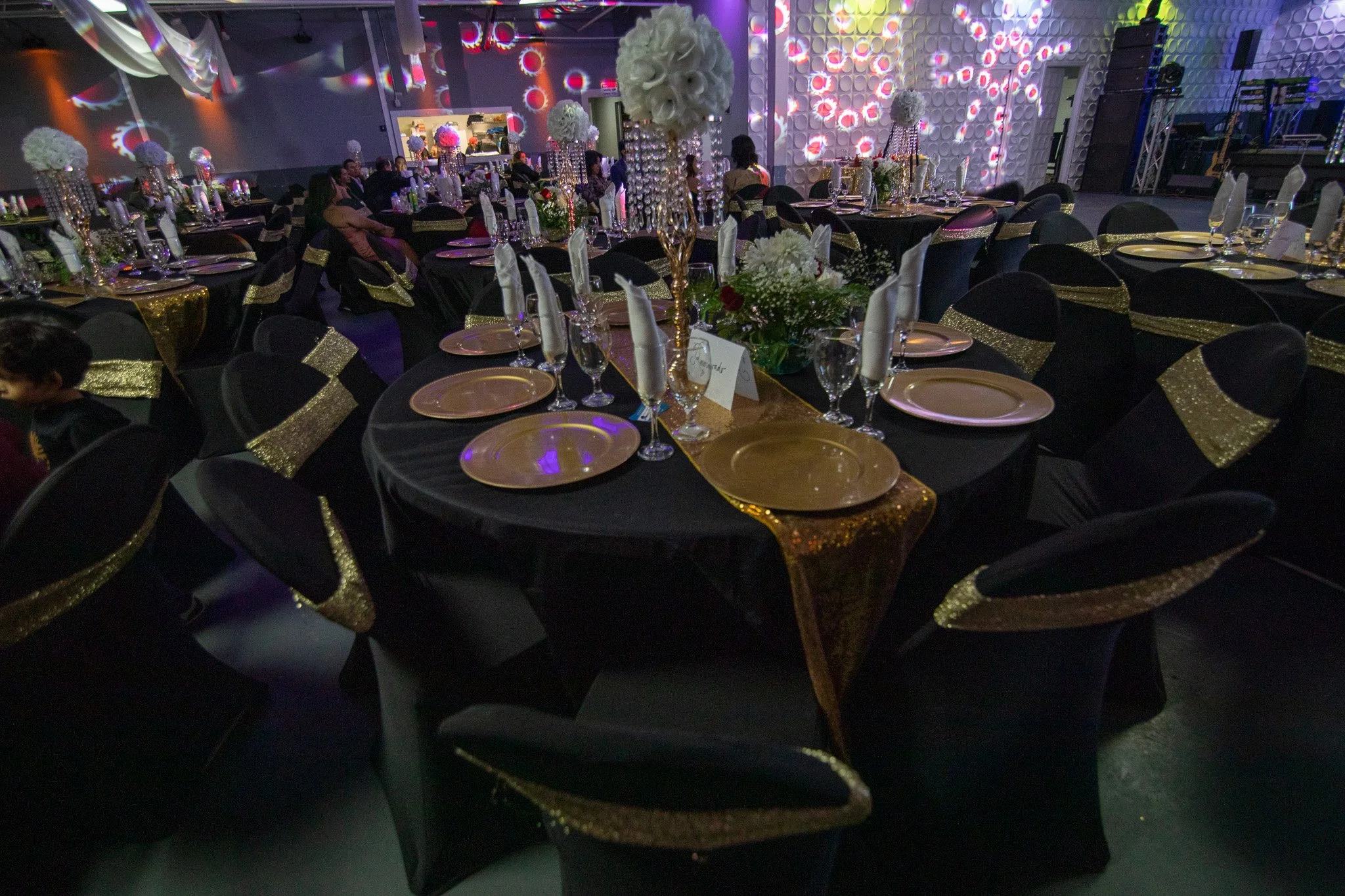 Salon Koi events. Event hall in Atlanta. — Koi Event Hall Salón de fiesta