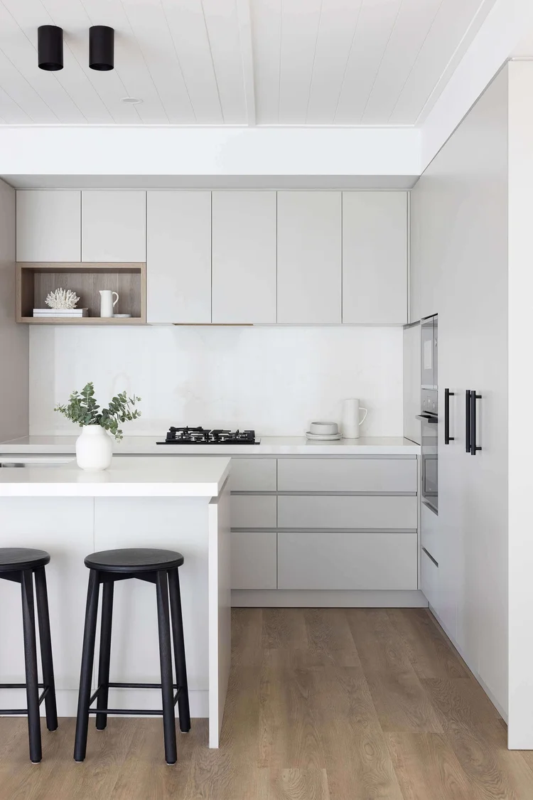 7 VJ Panelling Ideas To Copy Right Now | VJ Panelling Designs For Walls ...