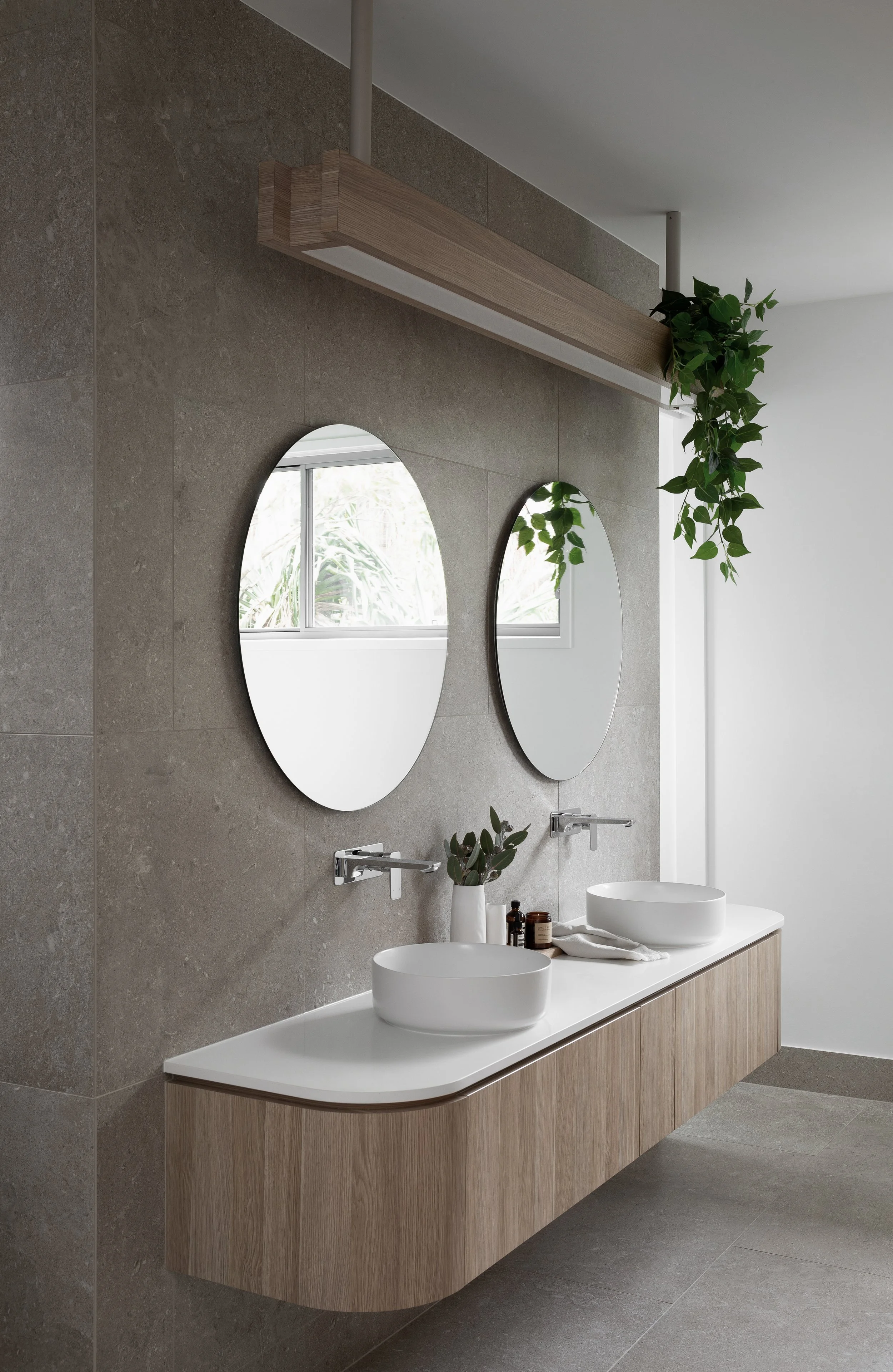 6 Designer Bathroom Ideas | The Features You'll Find In Every Designer ...