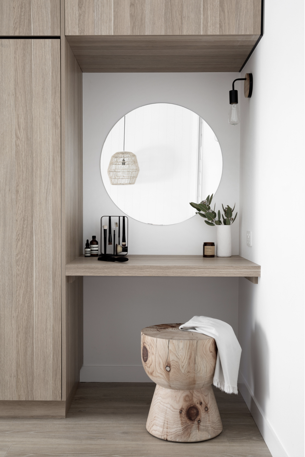 Study Nook + Home Office Set-Up | Built-In Desk Design - Desk Height ...