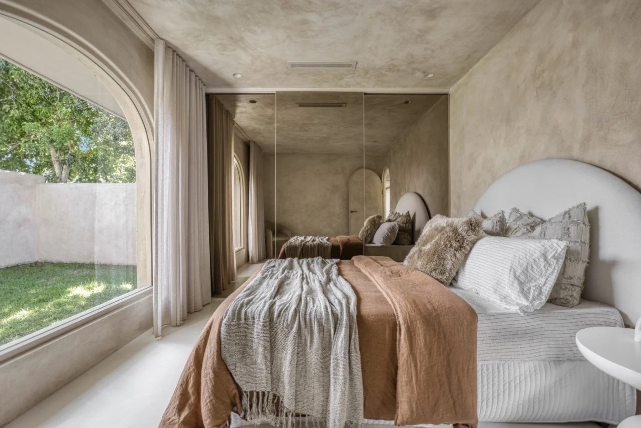 Venetian Plaster VS Microcement | What To Use Where | Top Tips — Zephyr ...