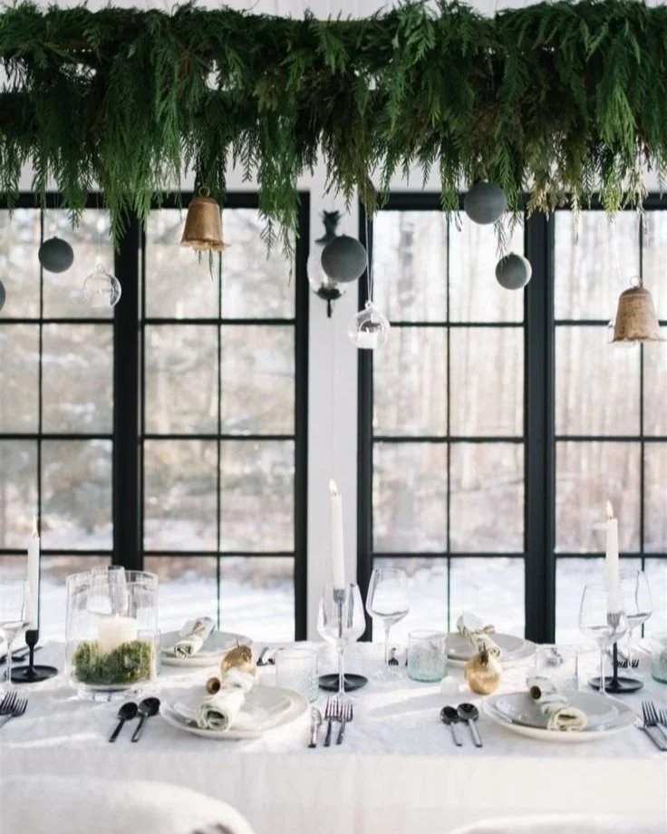 Christmas Table Set Up Ideas: Create a Stylish Designer Table — Zephyr ...