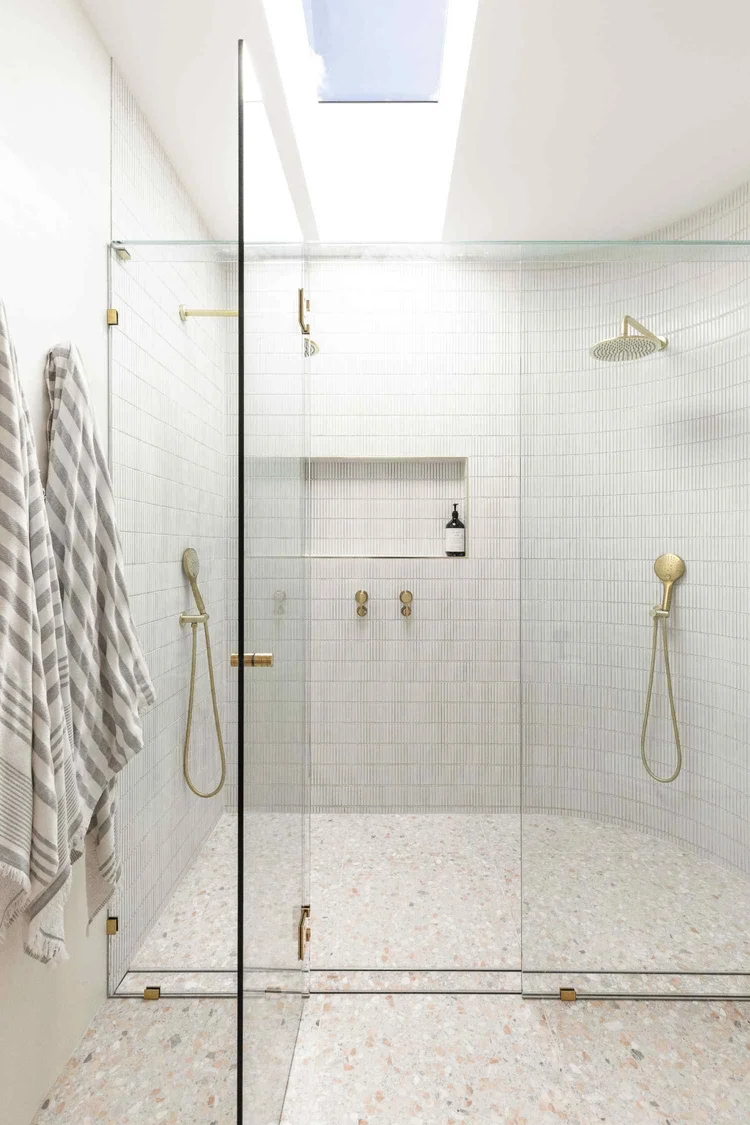 Double Showers: Your Design Cheat Sheet For Style And Functionality ...