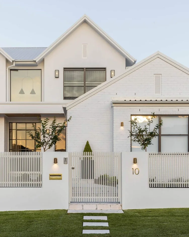 Exterior Design | 9 Home Facade Design Ideas To Copy — Zephyr + Stone