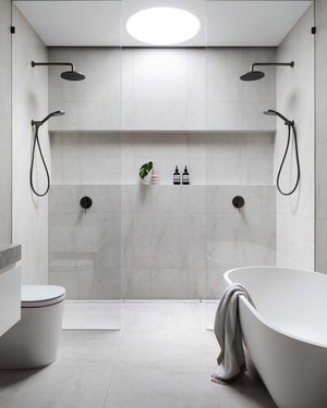Double Showers: Your Design Cheat Sheet For Style And Functionality ...