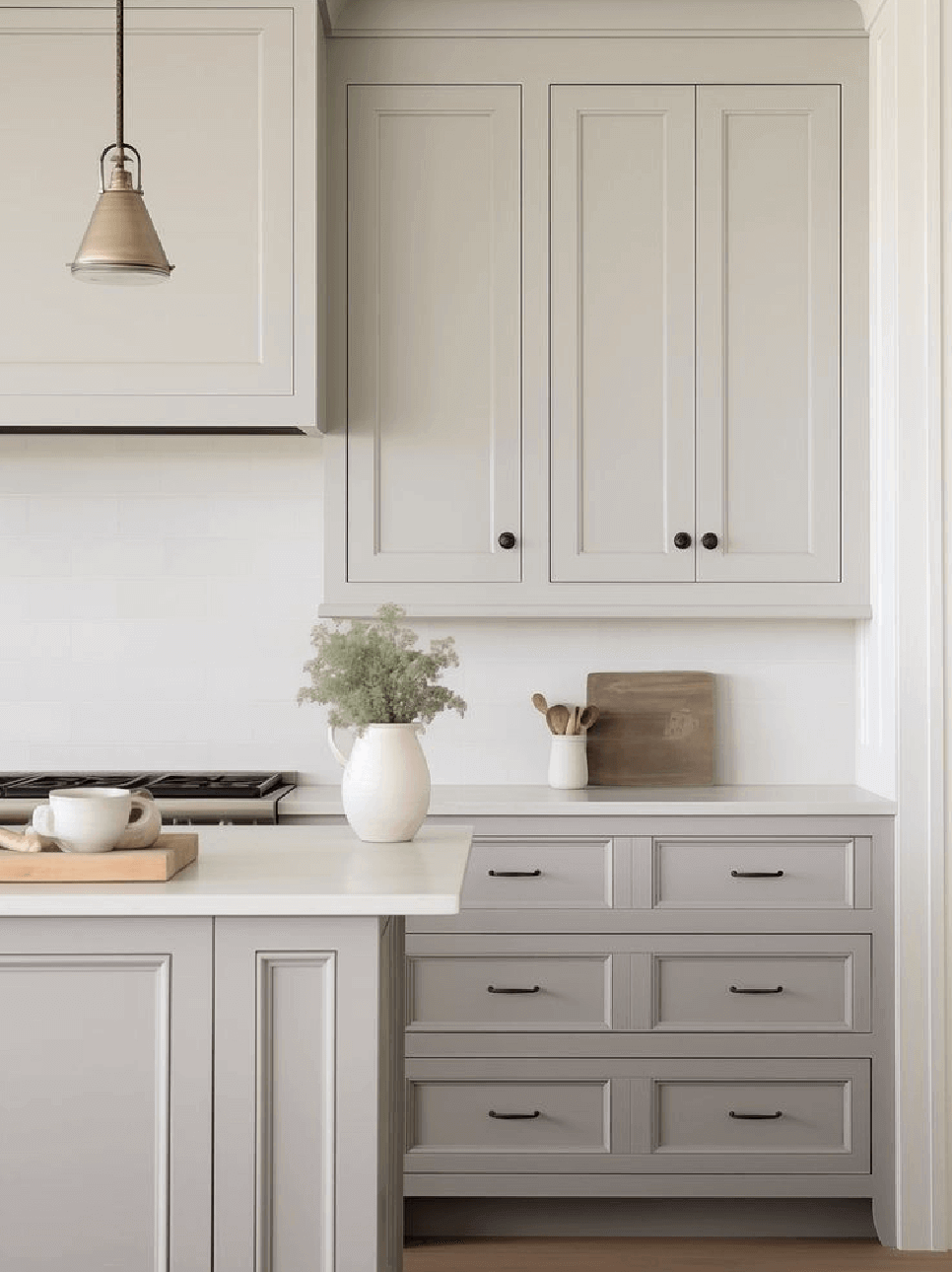 The 7 Defining Features Of A Perfectly Hamptons Kitchen — Zephyr + Stone