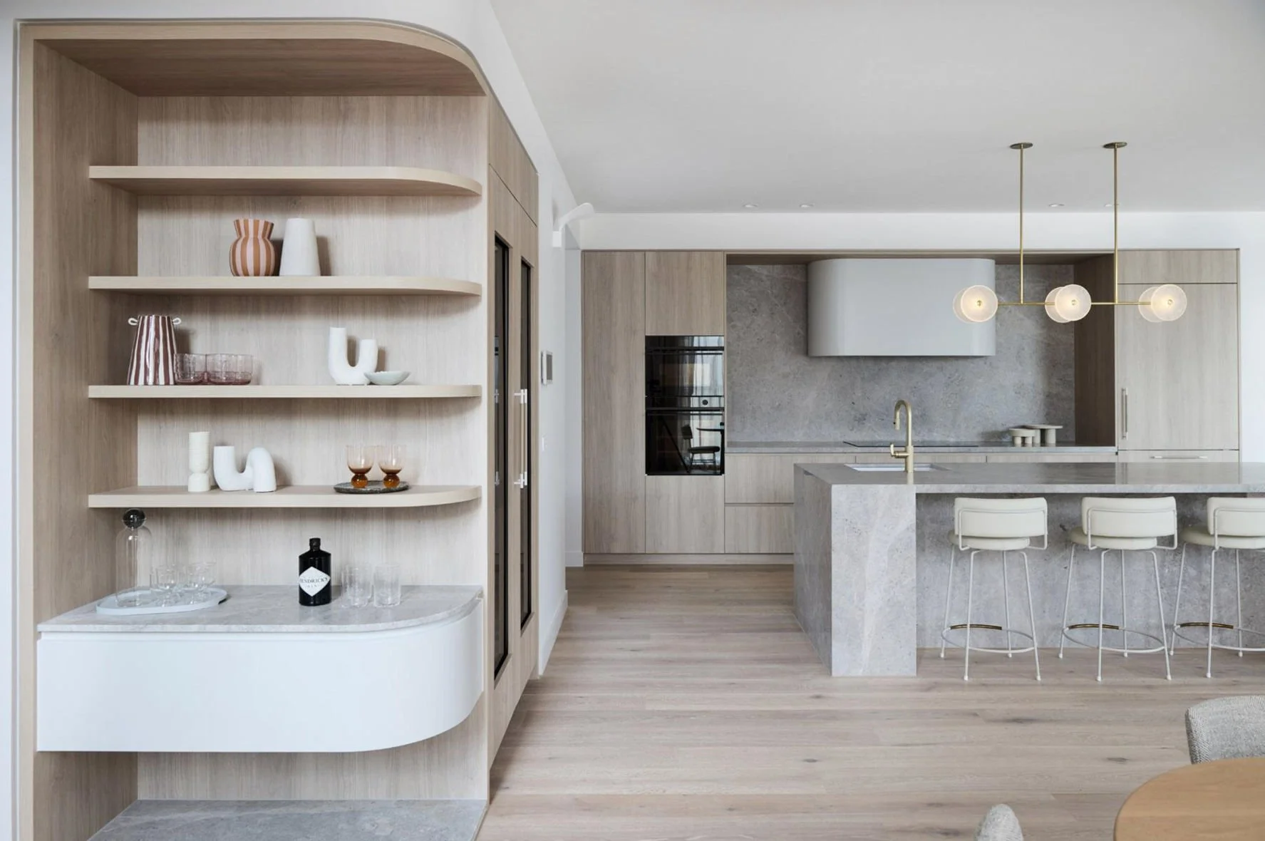 Modern Home Ideas With Curves And Arches — Zephyr + Stone