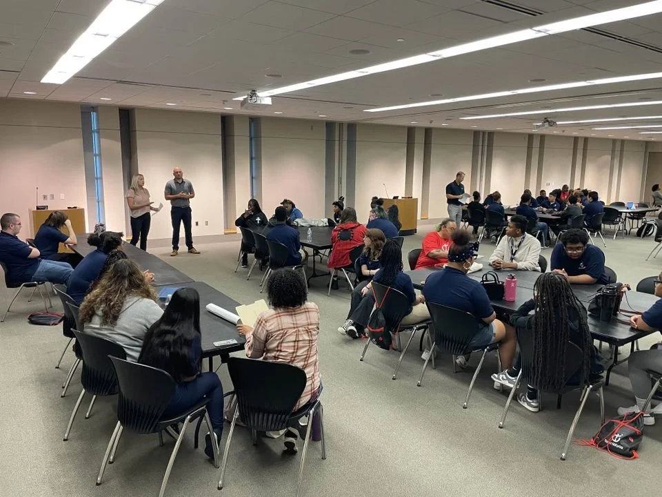 TeenWorks | Explore Opportunities - Empower Youth