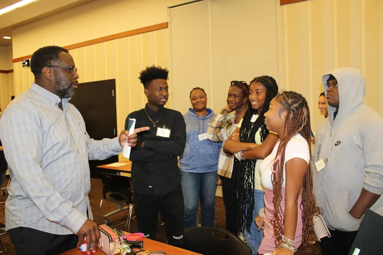 Pro Program | Advance Your Future — Join Today — TeenWorks