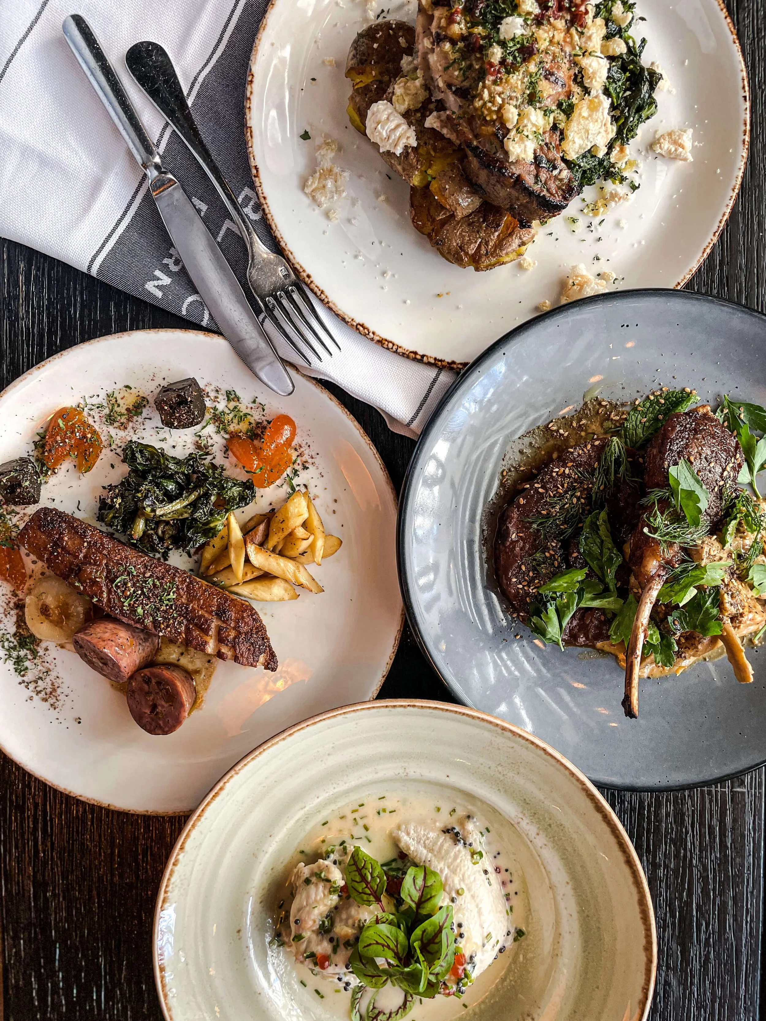 Gallery — BLACKBARN Restaurant