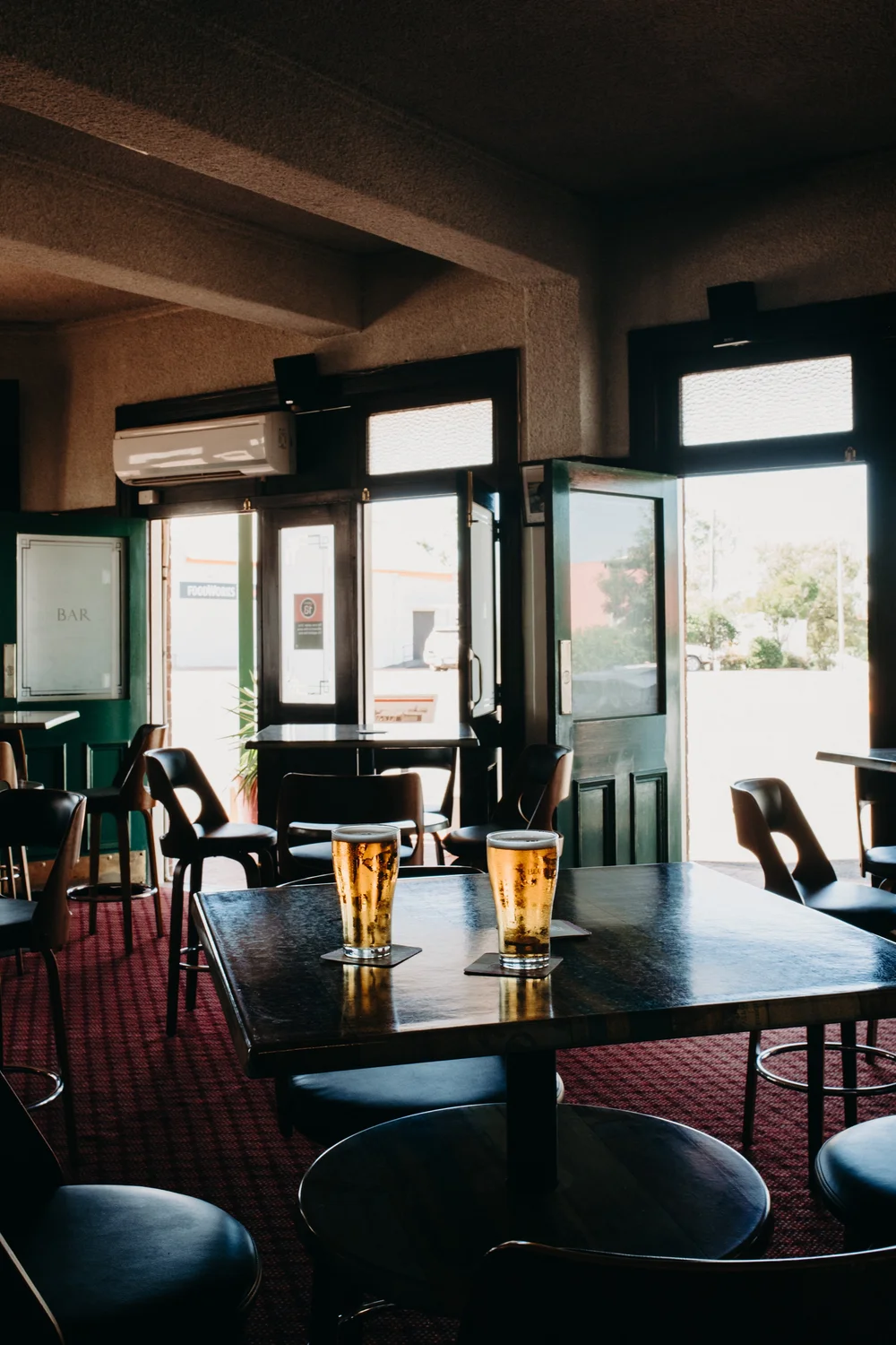 ACCOMODATION — Tottenham Hotel