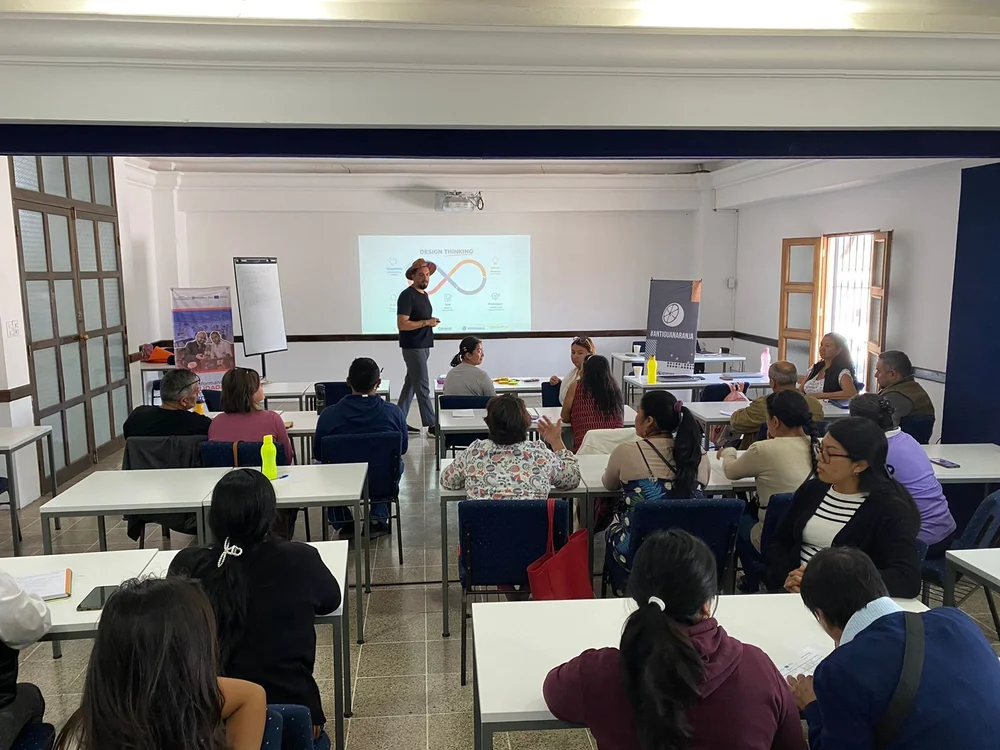 ¿Qué es un Hackathon y cómo aplicarlo en la educación? — Tuvity