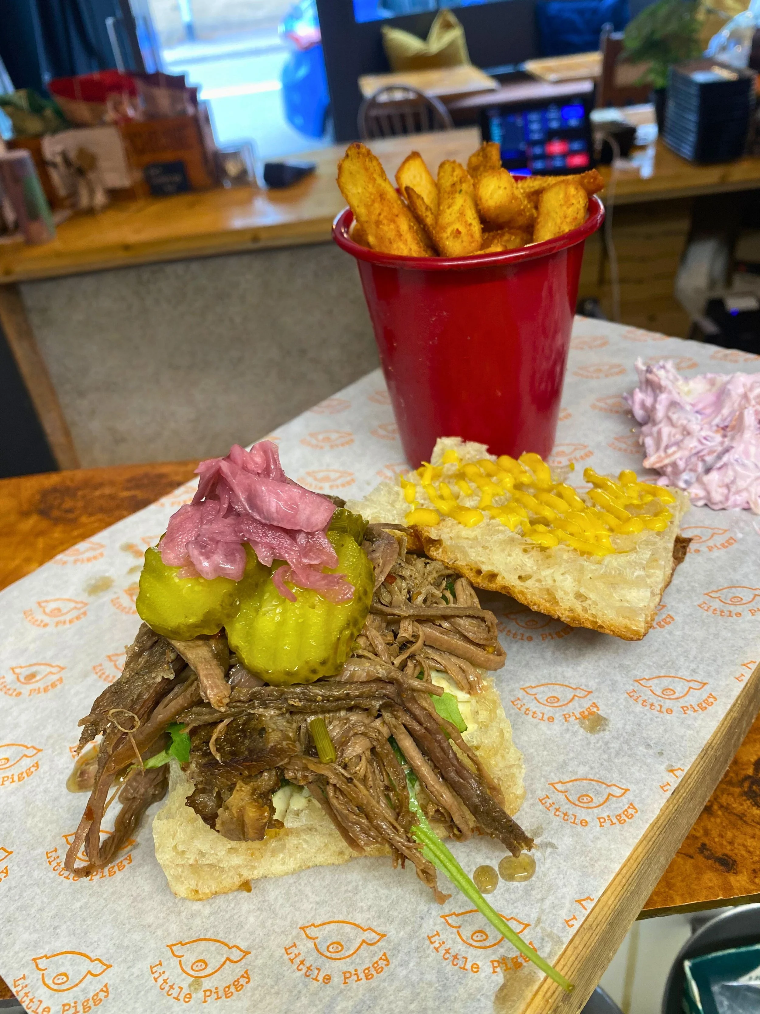 Little Piggy Cafe