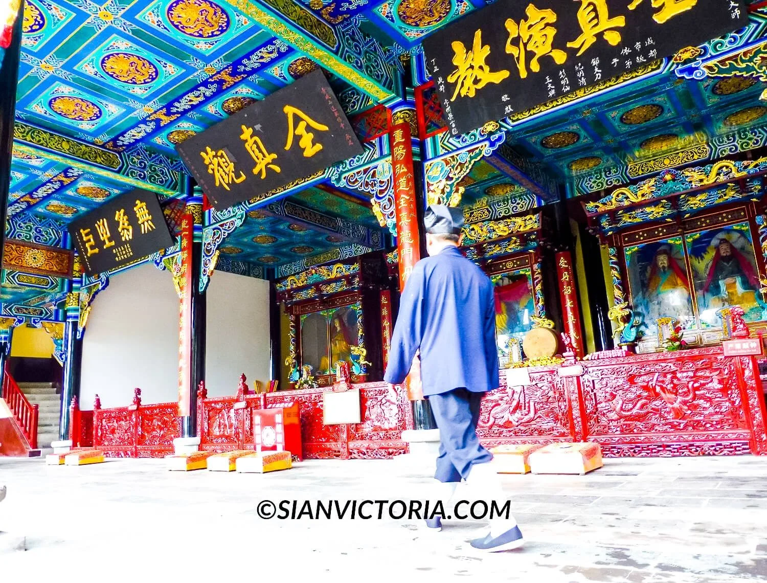 9 Best Summit Hikes and Scenic Trails in Chengdu, Sichuan — sian victoria