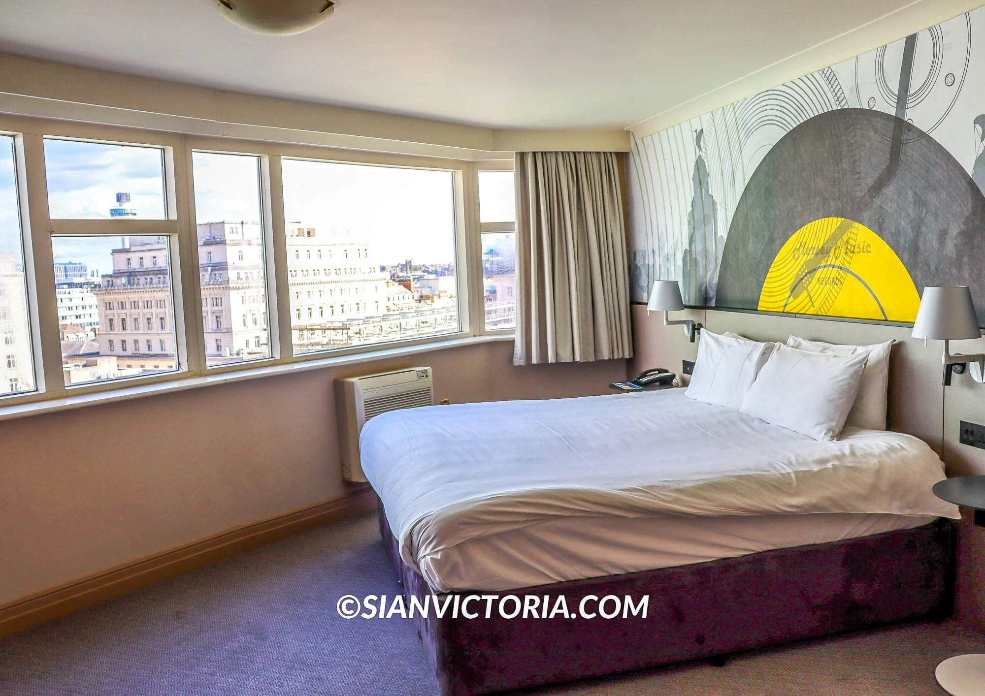 Mercure Liverpool Atlantic Tower Hotel - Queen Mary Suite Review — sian ...