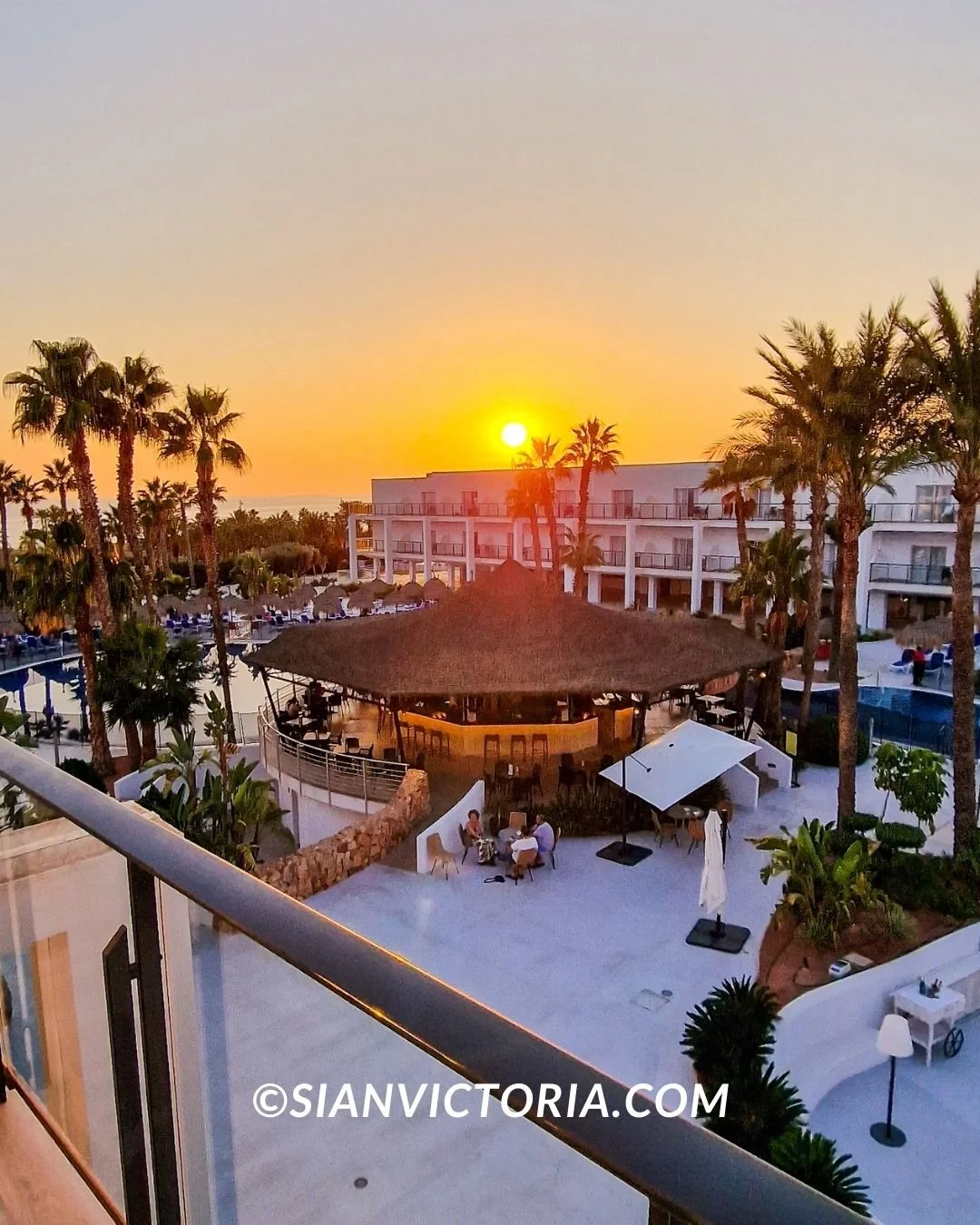 Cabogata Jardin Hotel Review: 4* El Toyo Beachfront Resort — sian victoria