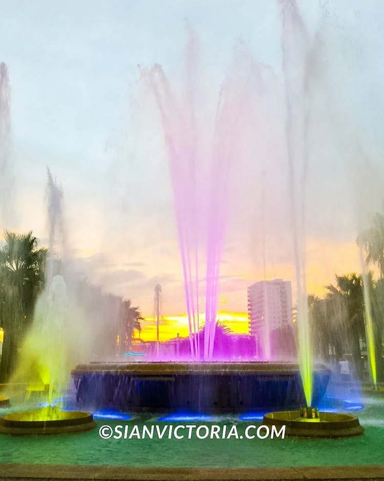 Salou: Holiday Guide to Visiting & Best Sightseeing Attractions — sian ...