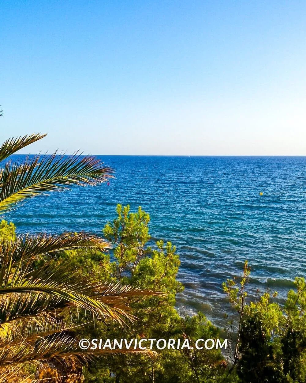 Costa Dorada: Guide to Visiting Salou in Spain — sian victoria