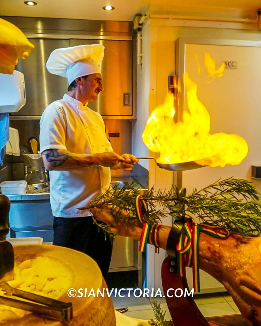10 Must-Try Cooking Classes Around the World for Food Lovers — sian ...