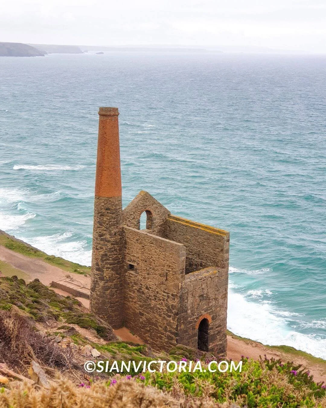 11 Top Sights in Cornwall - Best Attractions & Things To Do — sian victoria