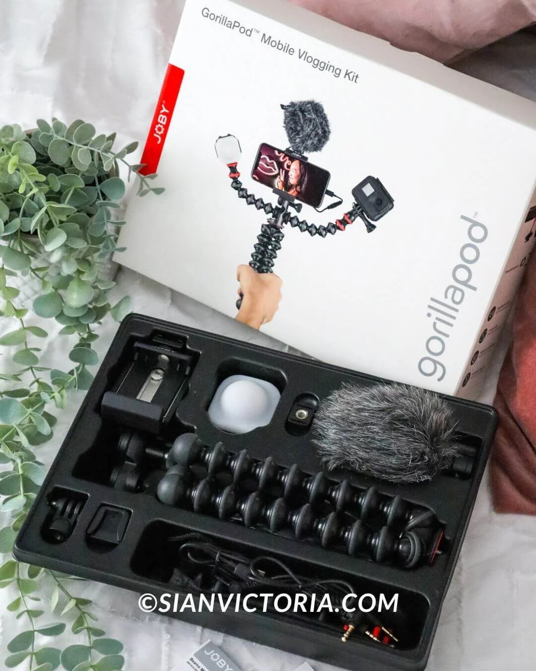 7 Best Photography & Video Equipment for Content Creators — sian victoria