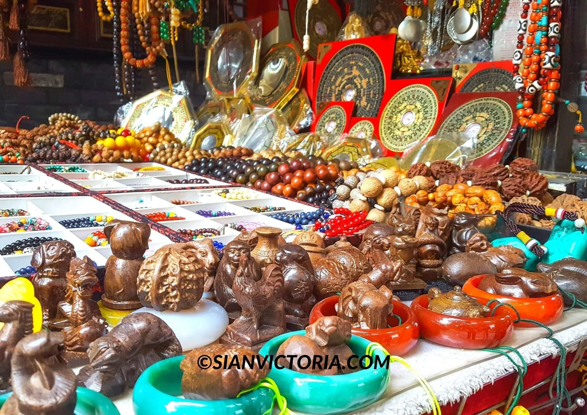 15 Best Cultural Things & Reasons to Visit Chengdu — sian victoria