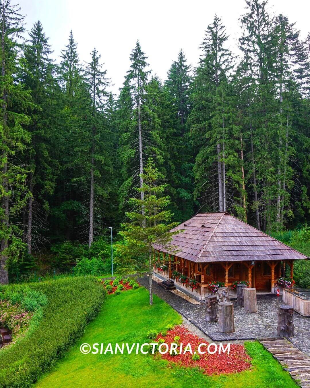 4* Teleferic Grand Hotel, Brasov Ski Resort Review — sian victoria