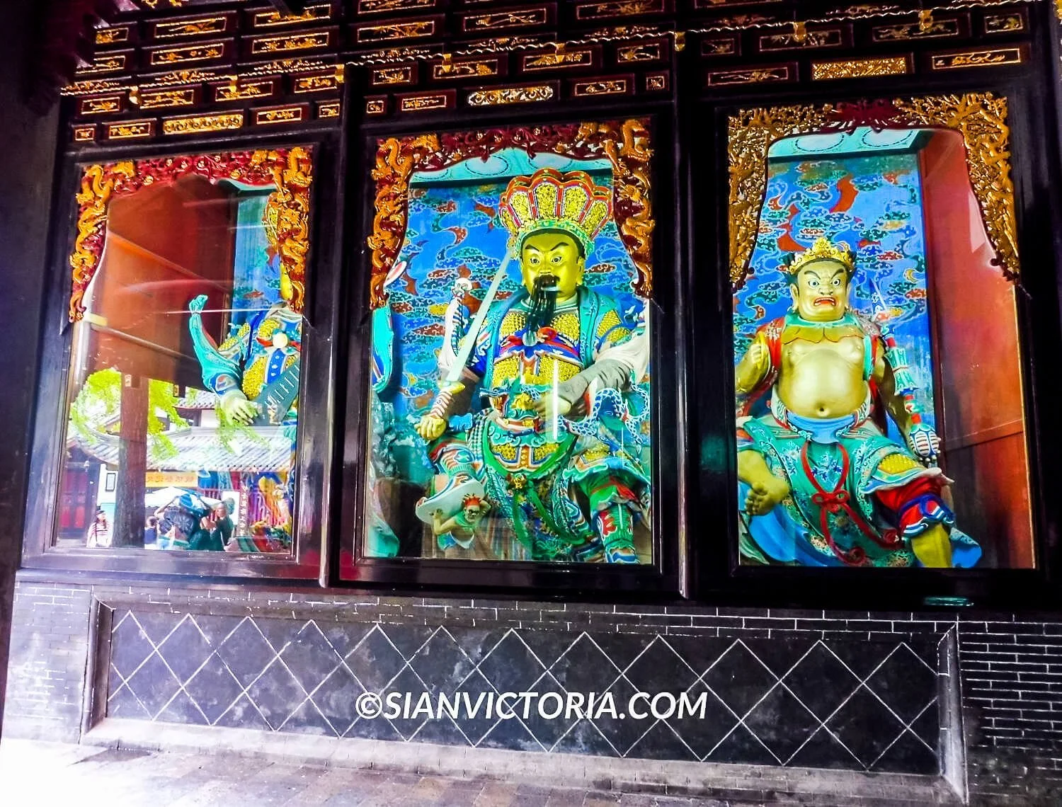 9 Beautiful Monasteries & Temples with Gardens in Chengdu, China — sian ...