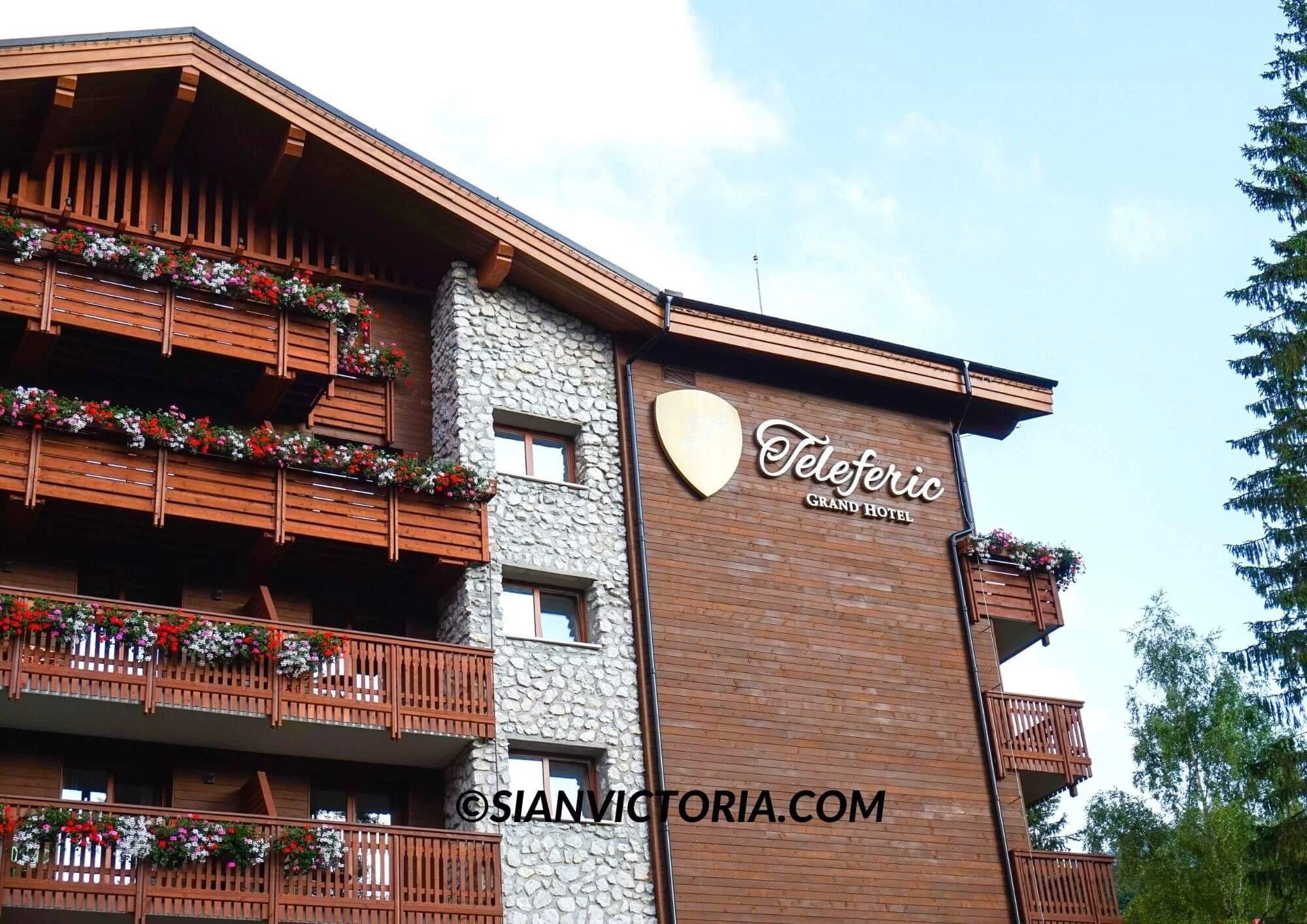 4* Teleferic Grand Hotel, Brasov Ski Resort Review — sian victoria