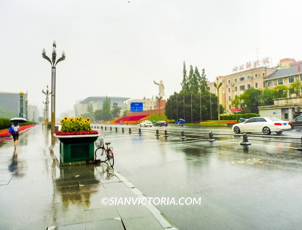 Guide to Visiting Tianfu Square in Chengdu for Leisure Activities ...