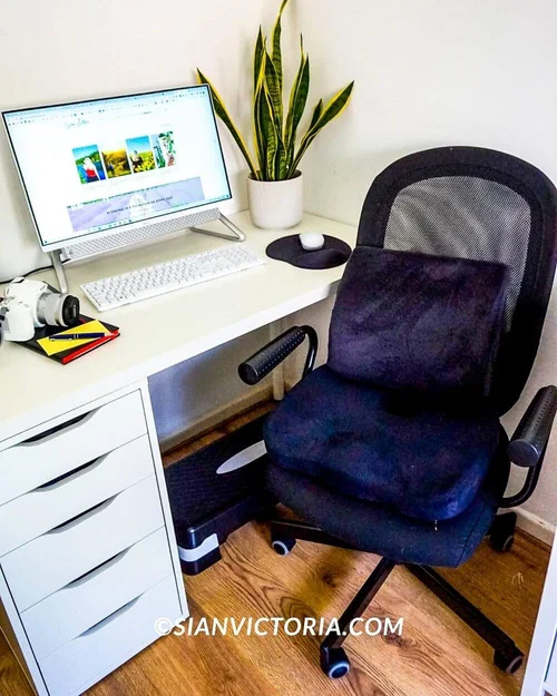 12 Tips for Setting Up an Ergonomic Workstation at Home — sian victoria