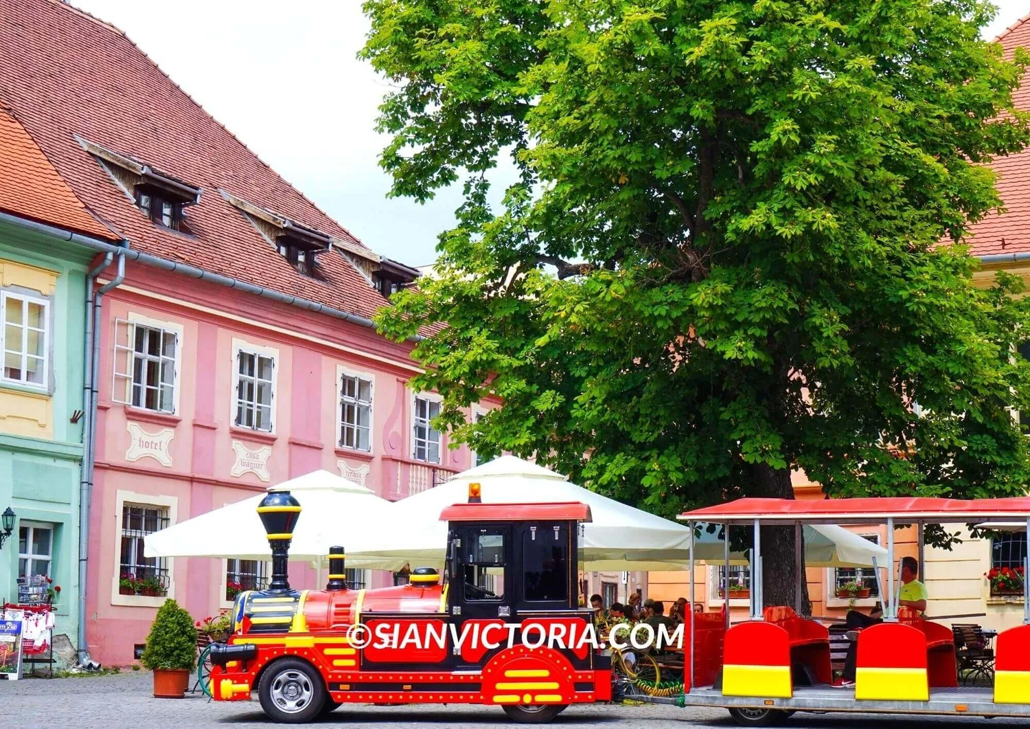 35 Reasons to Visit & Best Thing’s to do in Romania — sian victoria