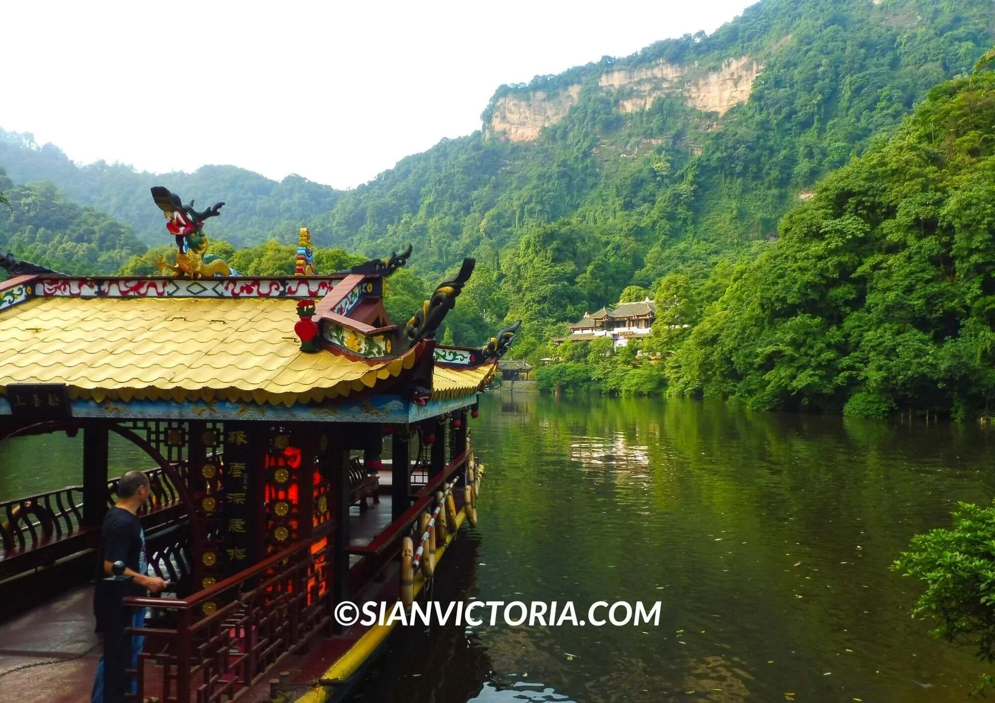 15 Best Cultural Things & Reasons to Visit Chengdu — sian victoria
