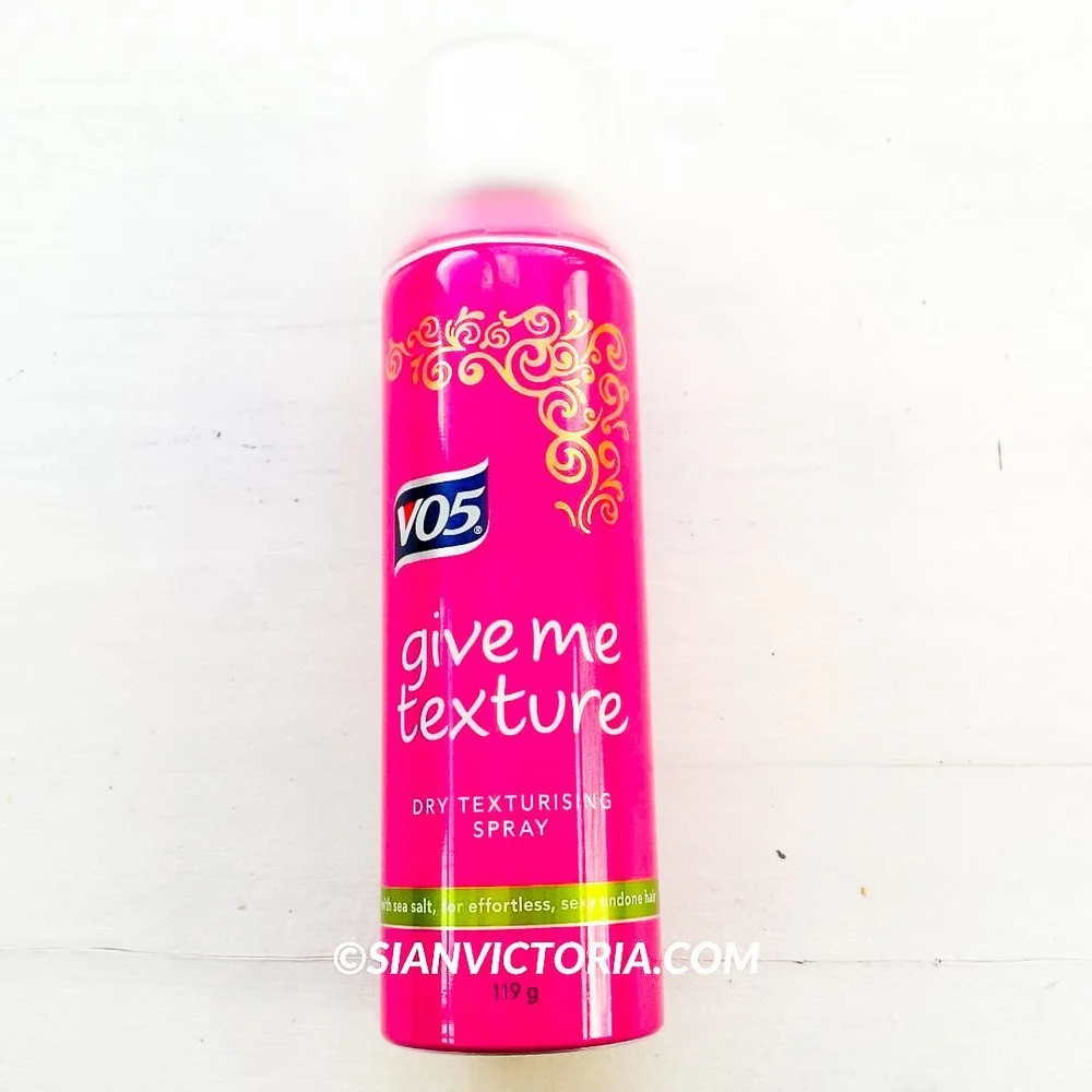 10 Tips to Get More Volume and Texture in Your Flat Hair — sian victoria