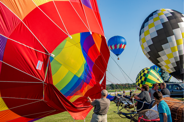 GALLERY — Balloons Over Wadsworth