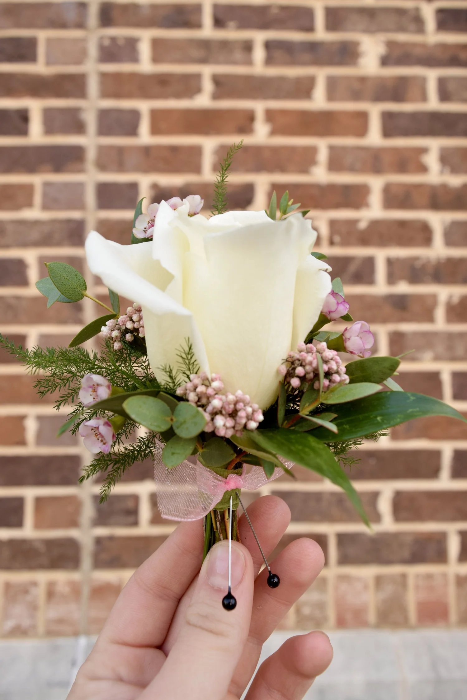 Boutonnieres — Funky Mountain Flowers