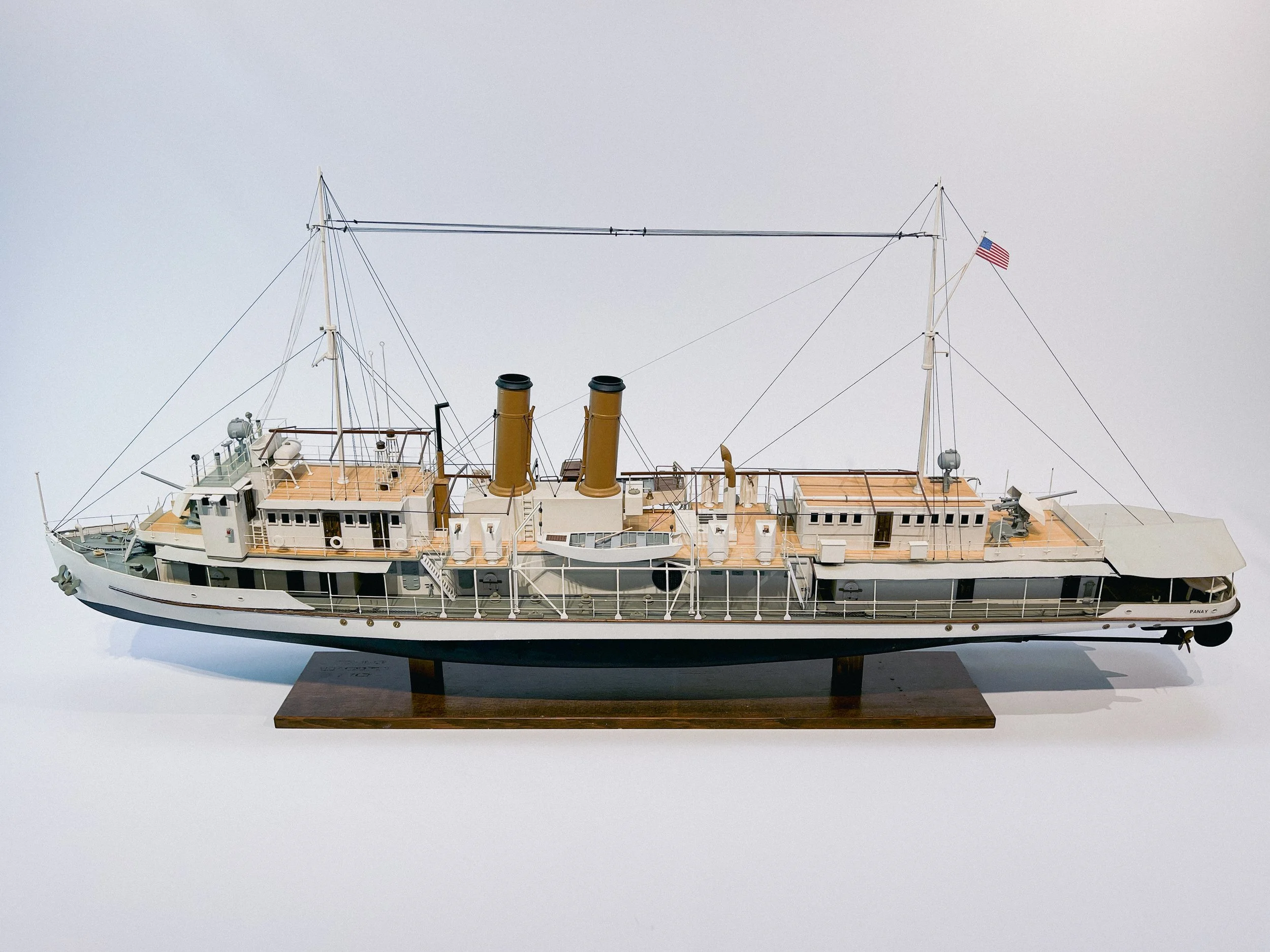 Museum of Military Models - USS Panay (PR-5)