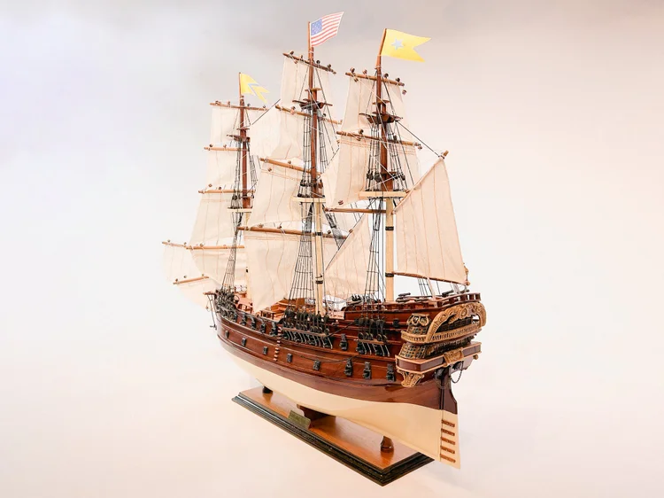 Museum of Military Models - USS Bonhomme Richard