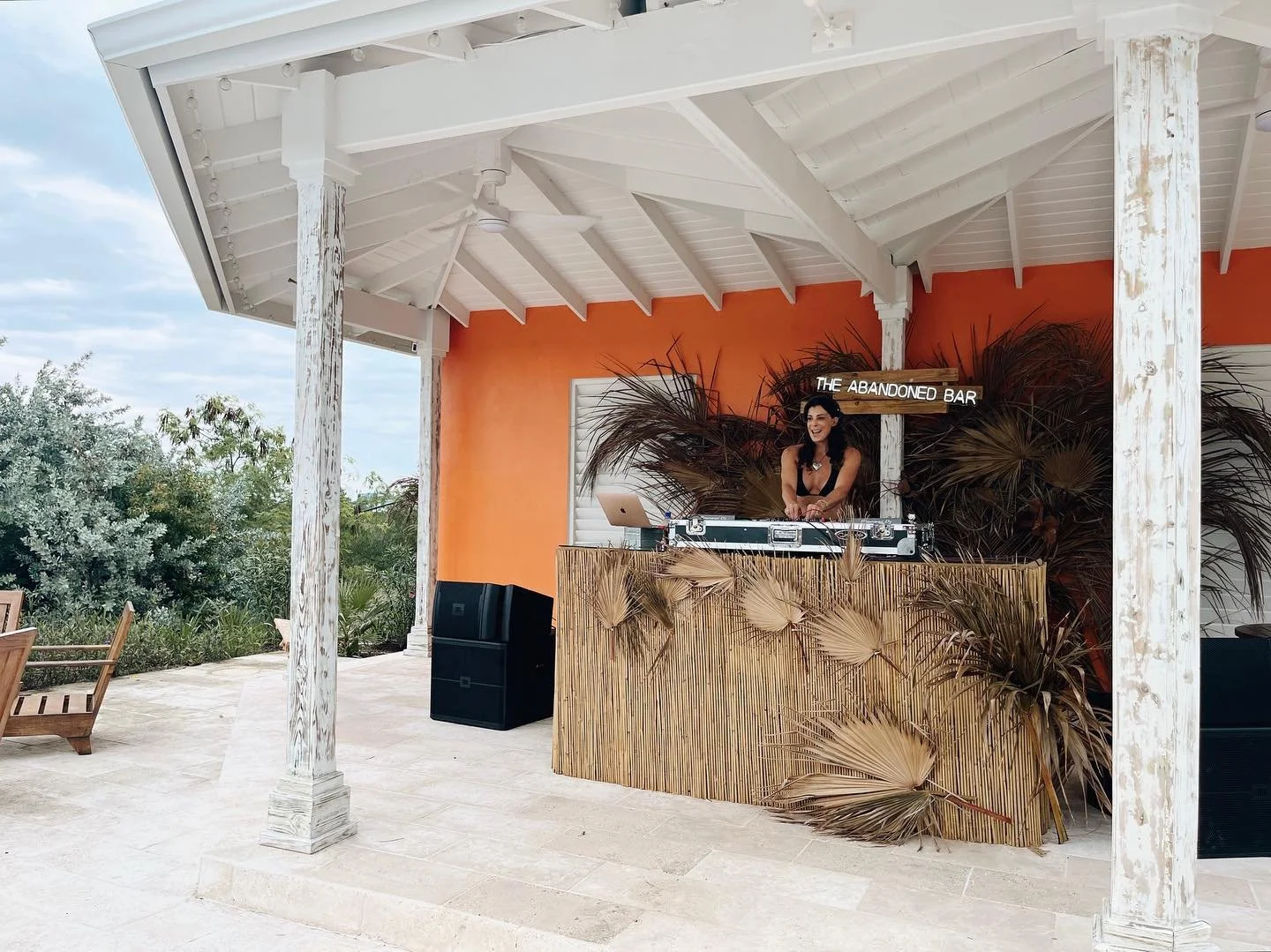 Bars, Restaurants & Resorts with Live Music in the Turks and Caicos ...