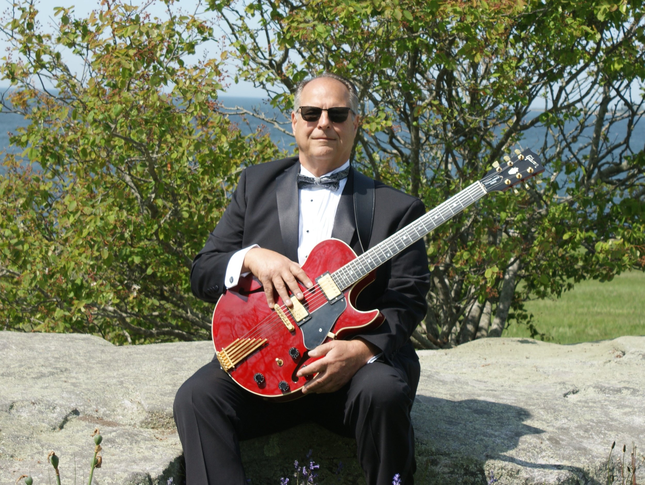 MIKE MAURO