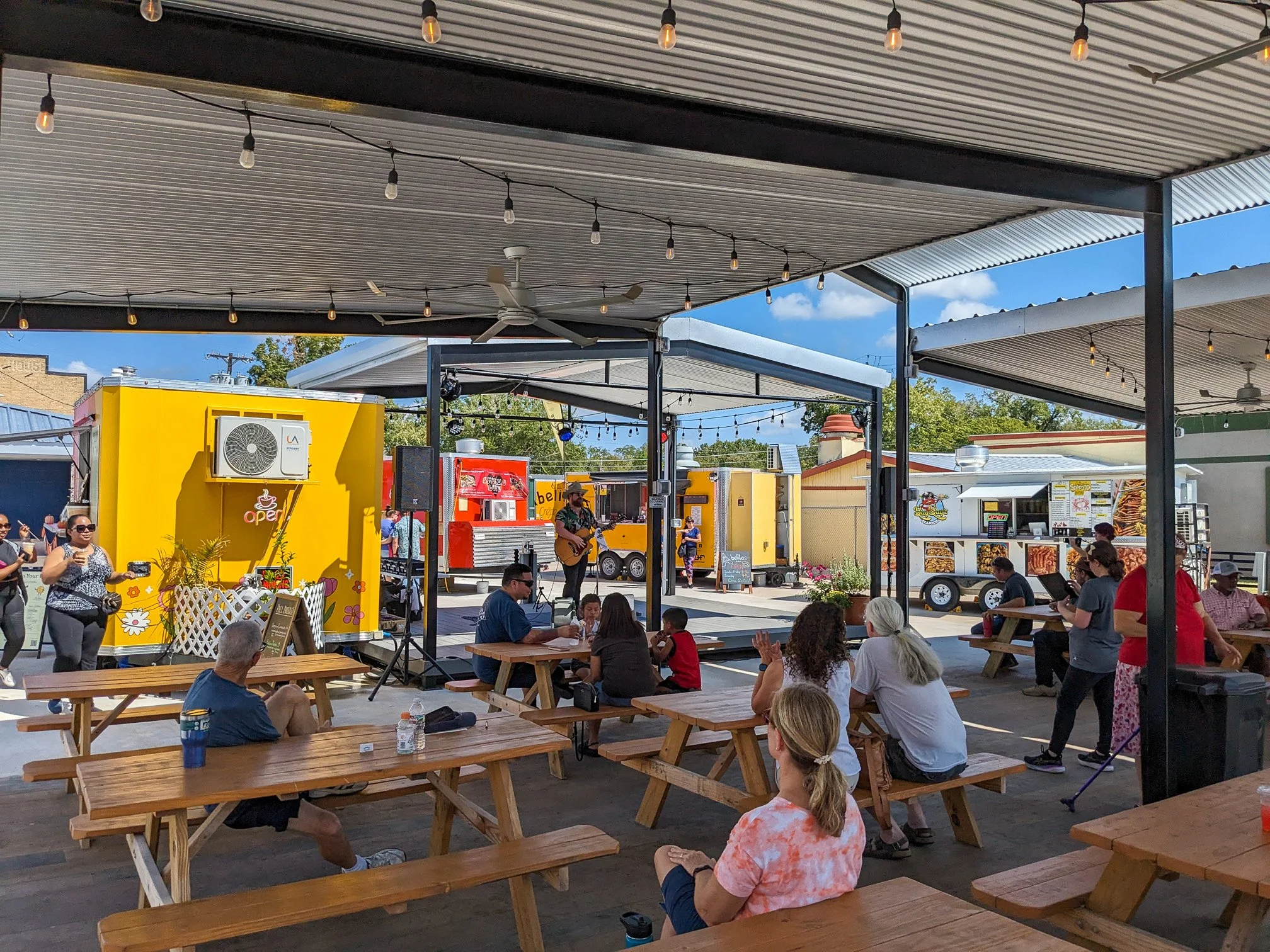 Chestnut Grove Food Truck Court