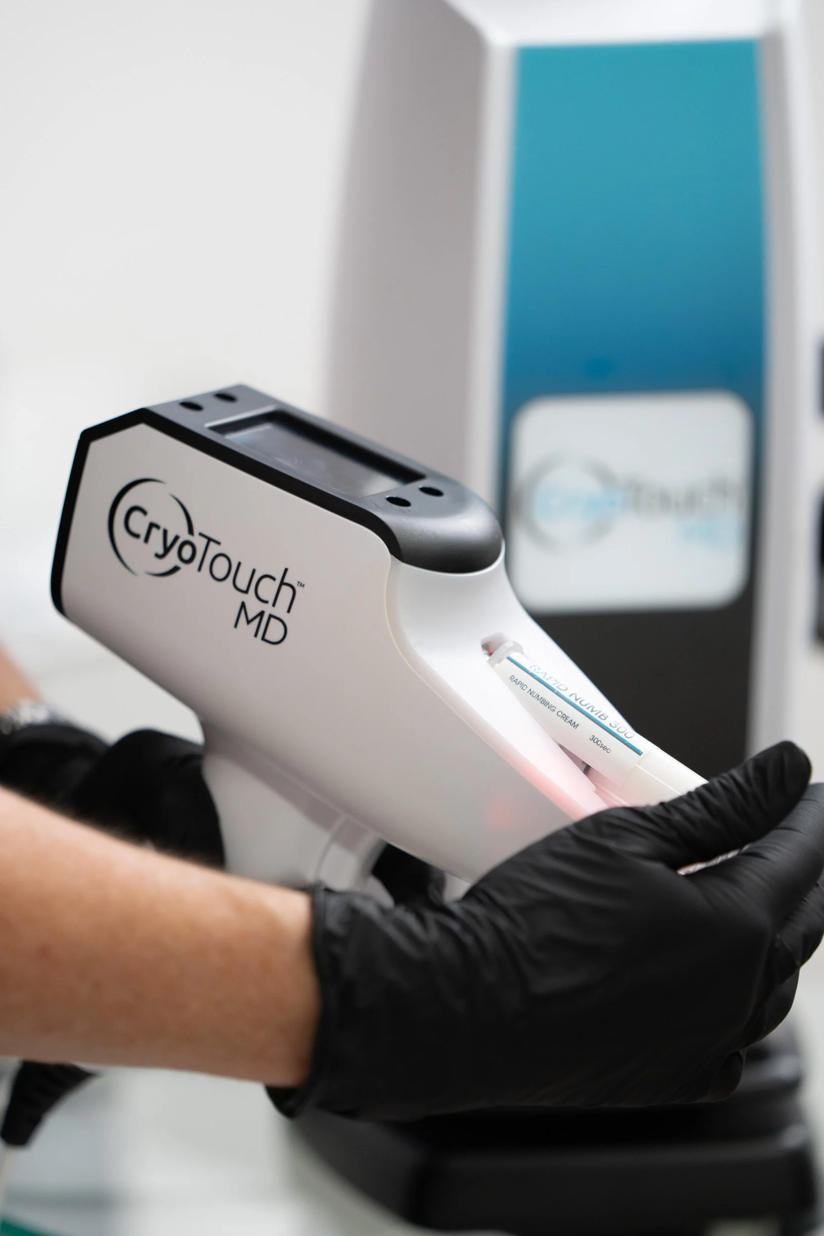 Monarch Aesthetic Services — CryoTouch MD