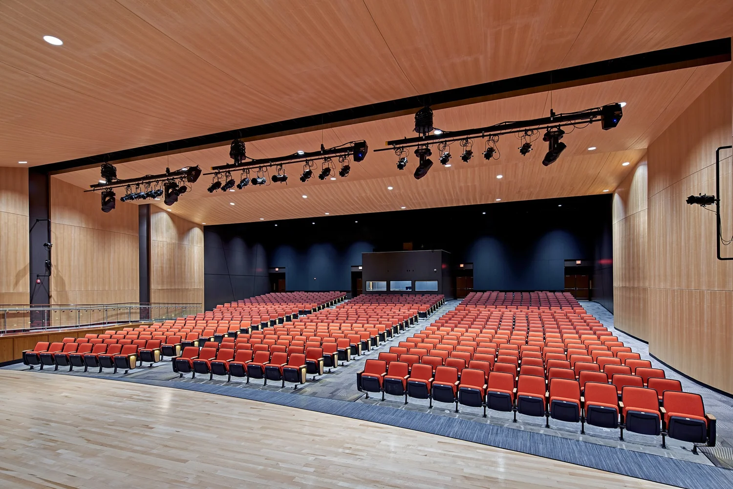 Lansing School District Everett High School — C2AE Architecture + Engineering