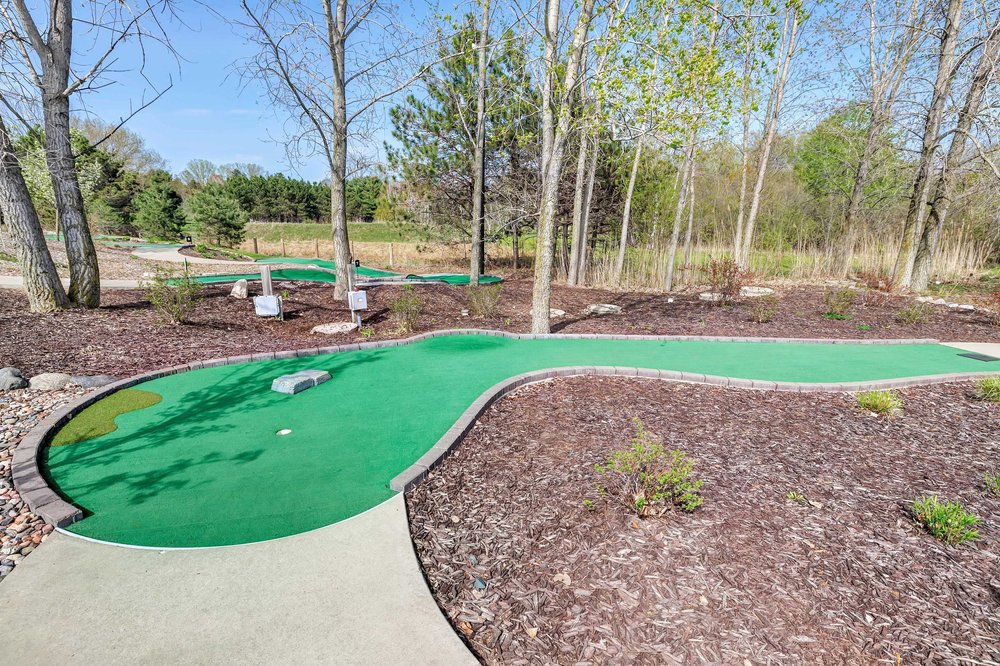 Mini Golf — Sweets & Eats Mini Golf