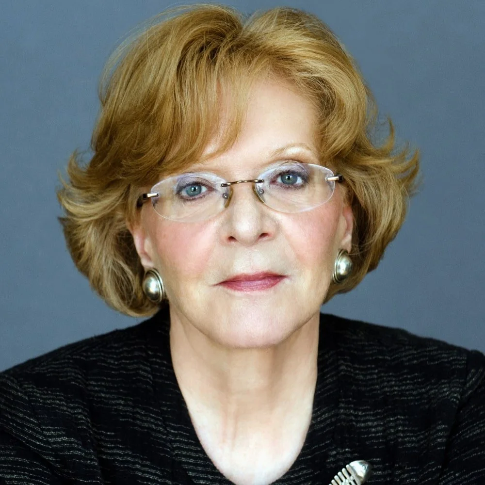 Stasch Julia — Pritzker Traubert Foundation