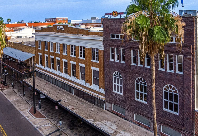 Kress Contemporary | Explore Art Opportunities — Join Today